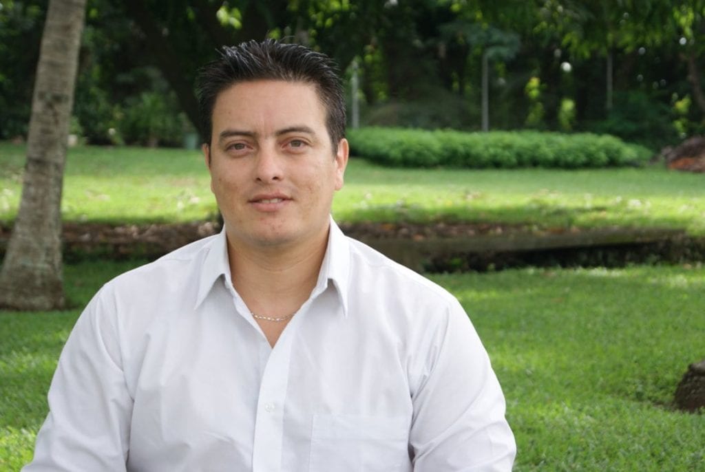 Bienvenido Paris, Investigador Senior en Clima e Hidrología - ICC